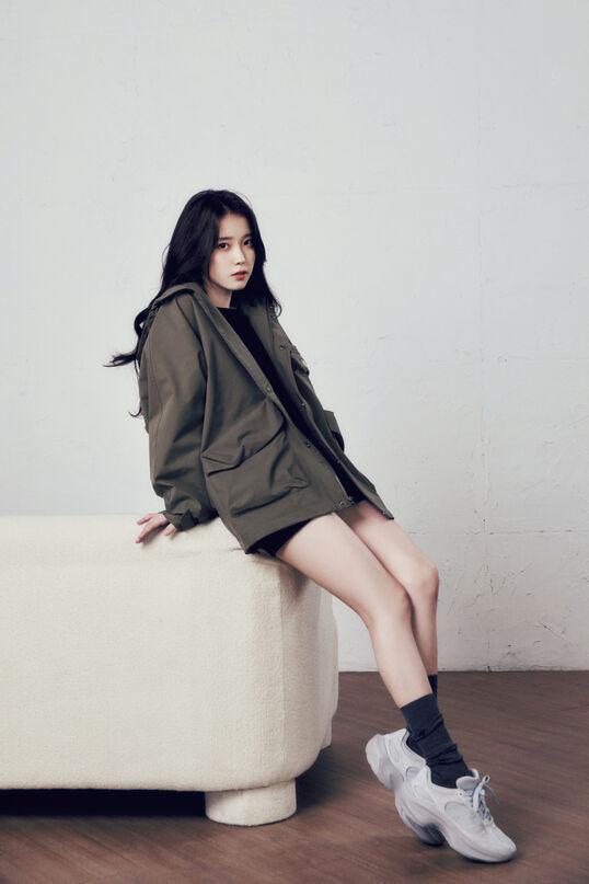 IU Collection - New Balance